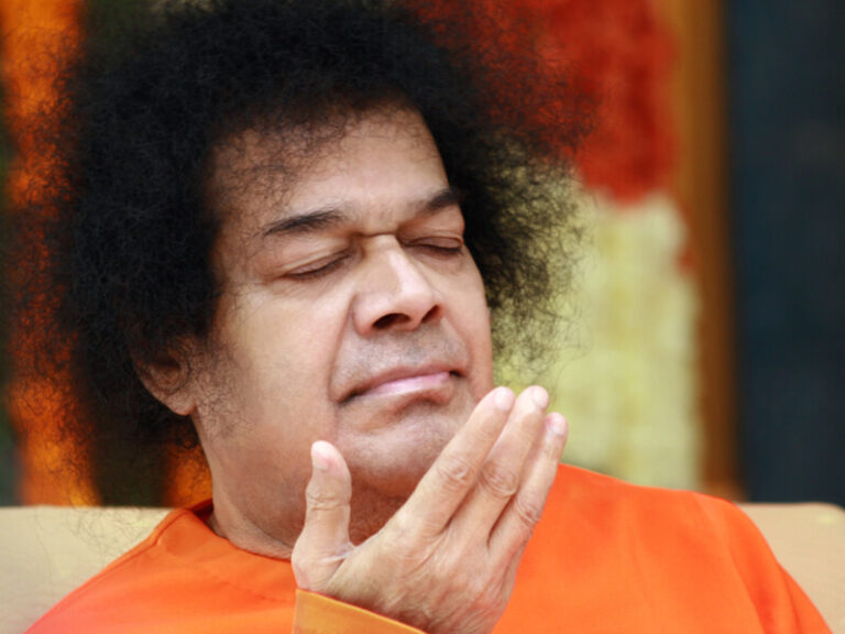 02 Atma Rama Ananda Ramana - Sai Sundaram